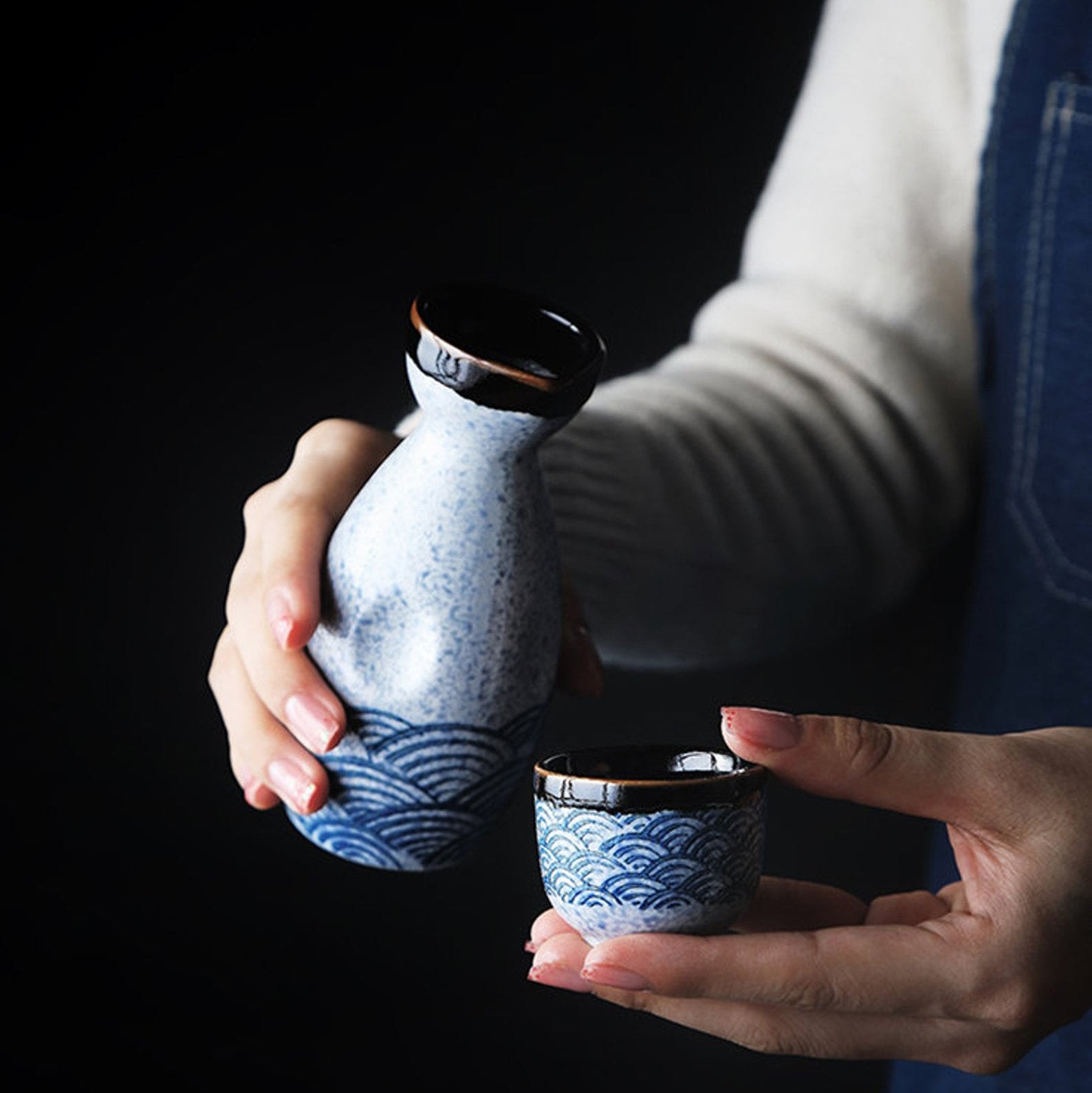 Seigaiha Ceramic Sake Set – Seigaihaya